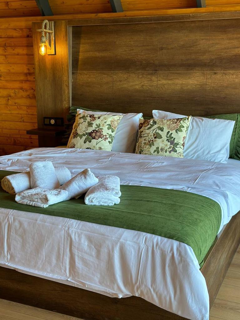 Trabzon Yomra mountain bungalow. - Rozana Tours | Holiday package tours.